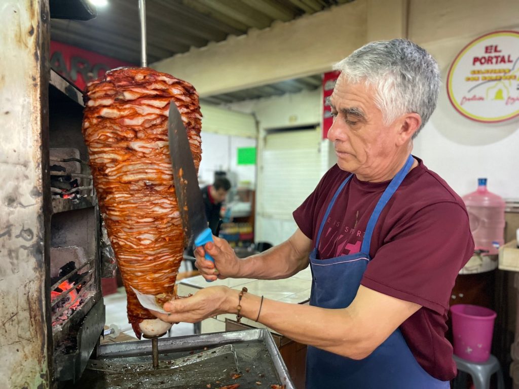 LOS TACOS DE TEZIUTLÁN, UNA TRADICIÓN CULINARIA INIGUALABLE - Teziutlán TV